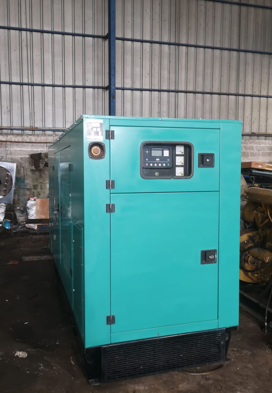 Genset Bekas CUMMINS 250 kVA Silent | Jual Beli Genset Baru & Bekas